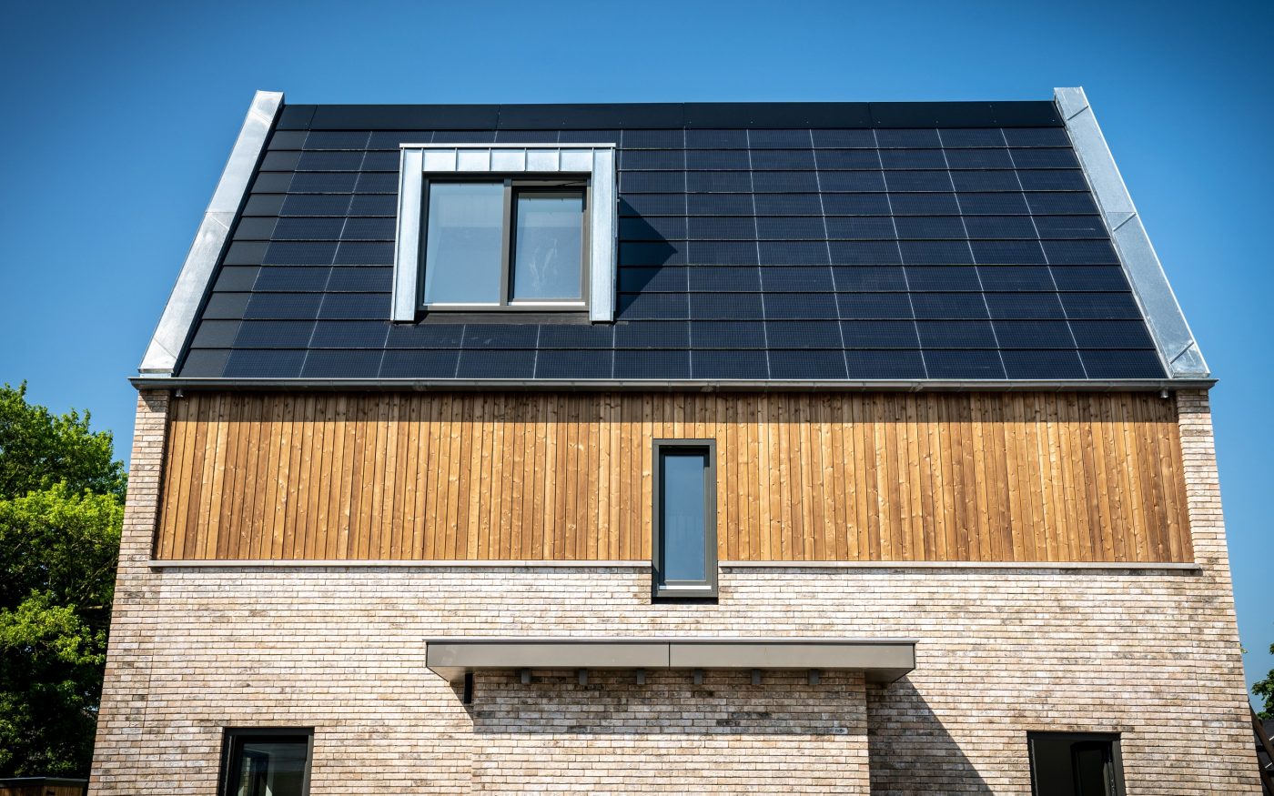 Realisaties met Wevolt dakgeïntegreerde zonnepanelen